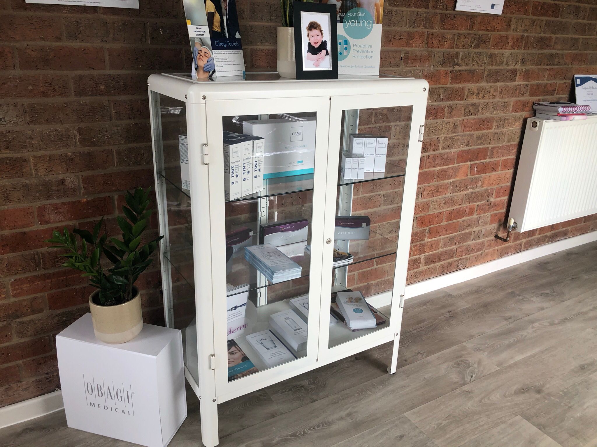 Facial Aesthetics in the Midlands | Reverse Aesthetics | Birmingham Area